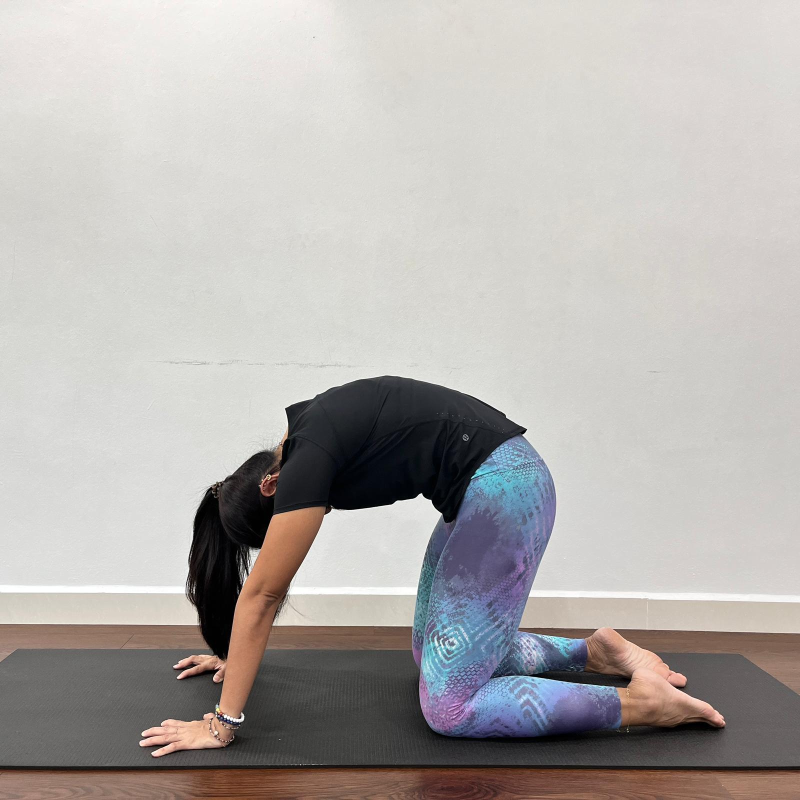 GET RID OF UPPER & MID BACK PAIN with these 5 MOVES in 7 DAYS!