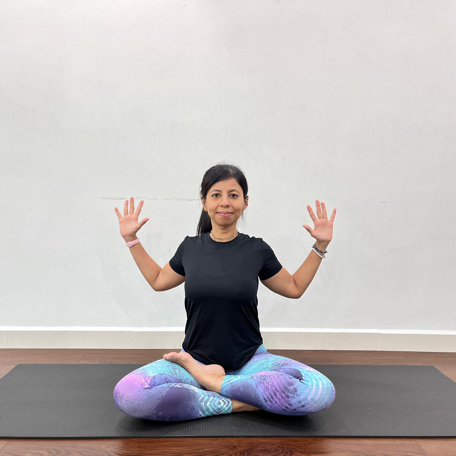 GET RID OF UPPER & MID BACK PAIN with these 5 MOVES in 7 DAYS!